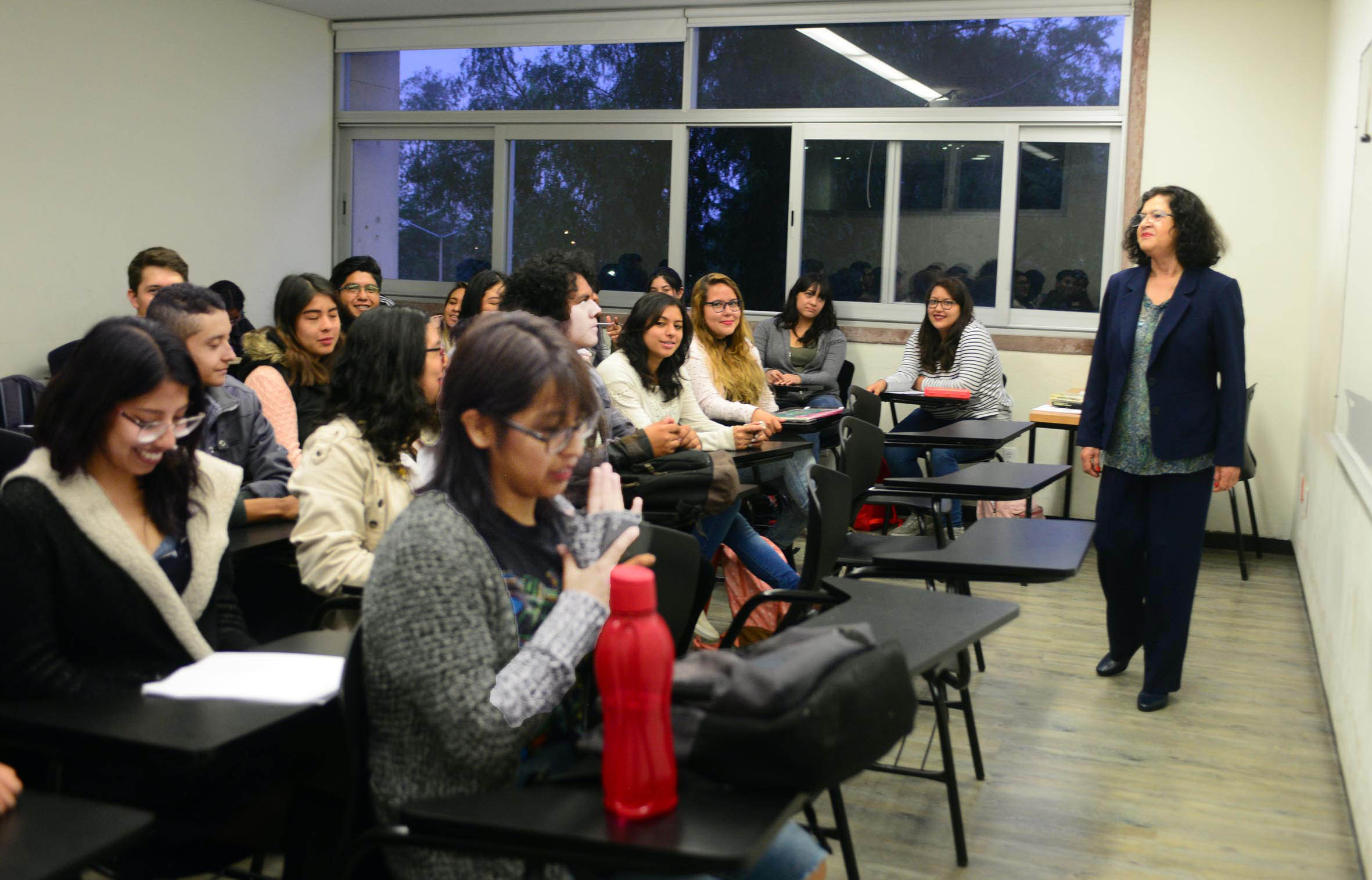 Maestros, indispensables para el desarrollo de México | Página 66