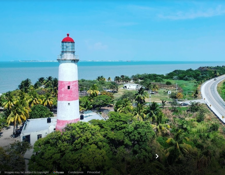 Reparan faro Xicalango, dañado por la tormenta “Cristóbal” | Página ...